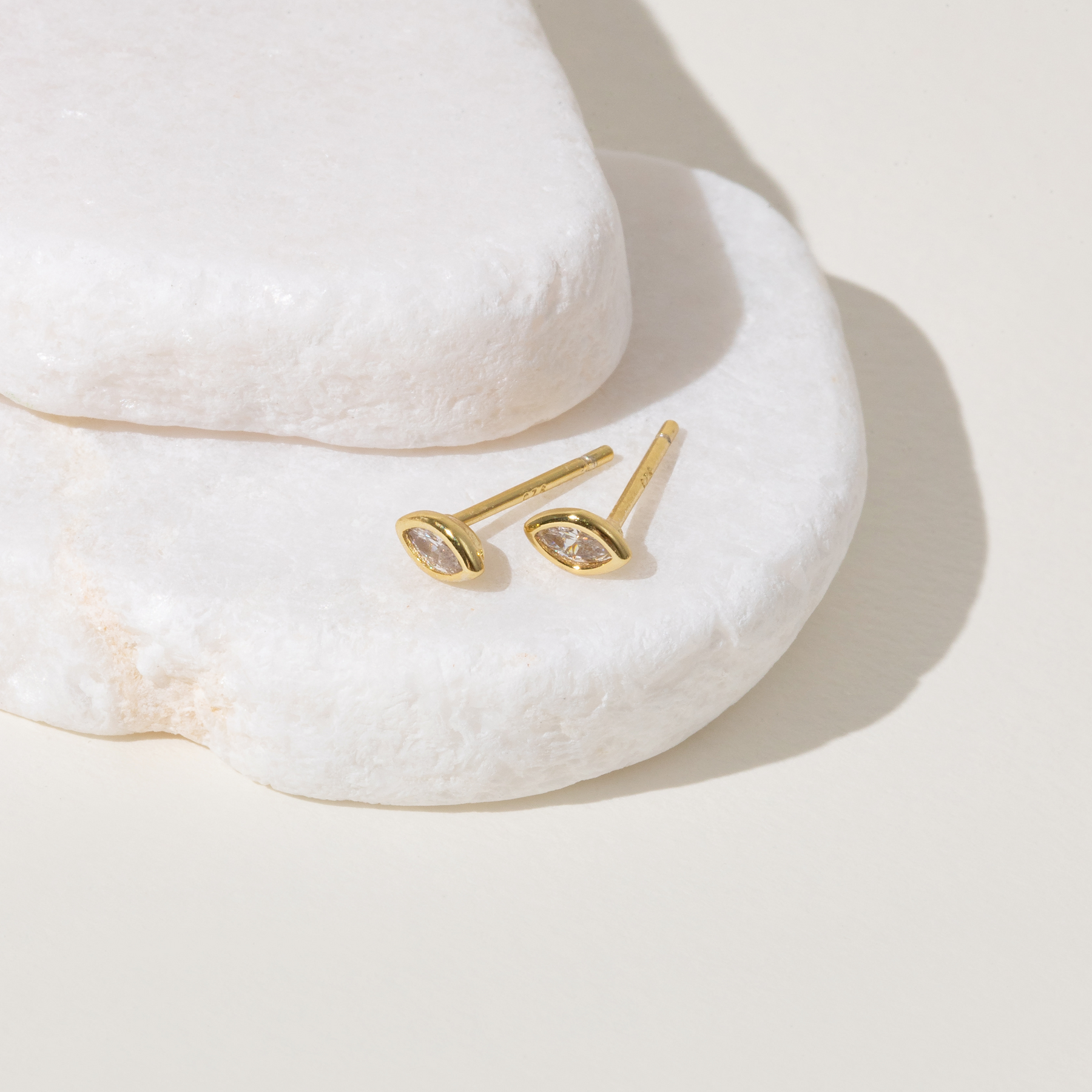 Clementine Heart Stud Earrings - Demi Fine Hypoallergenic Jewelry